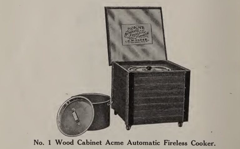 Campfire Exploring Thermal Cooking – Hay Box Fireless Cooking