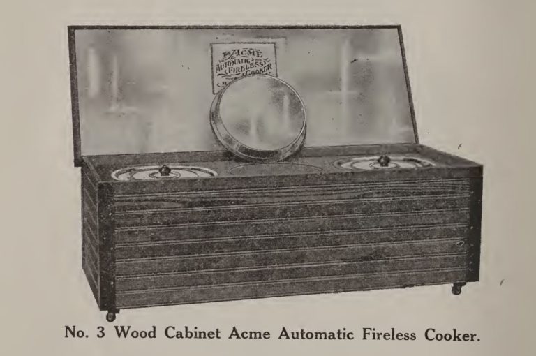 Campfire Exploring Thermal Cooking – Hay Box Fireless Cooking